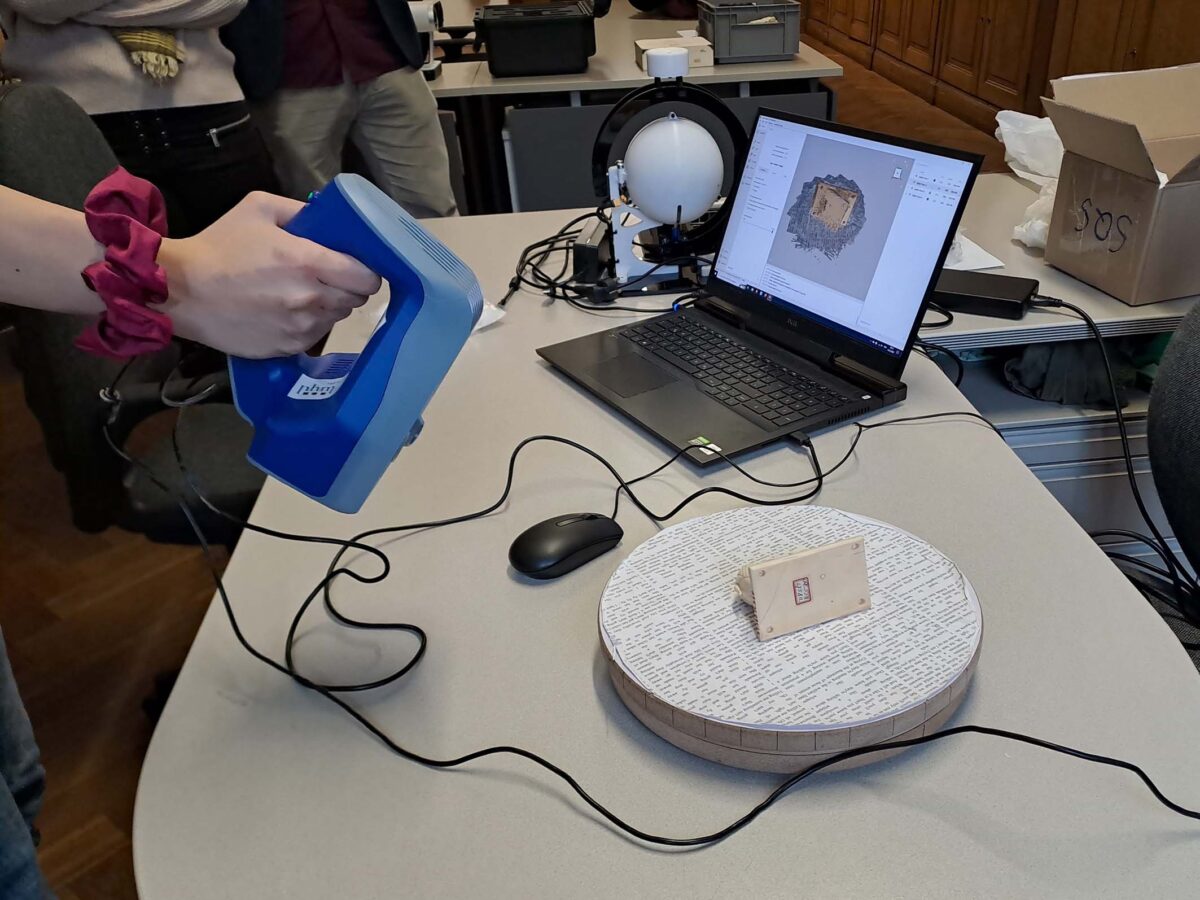 3D-Scans: MAK-Objekte zum Greifen nahe - MAK Blog